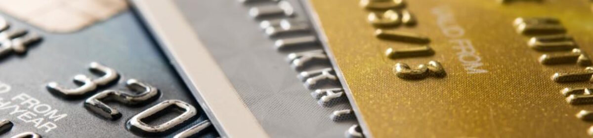 How to Choose the Best Credit Card Offers | InvestingAnswers